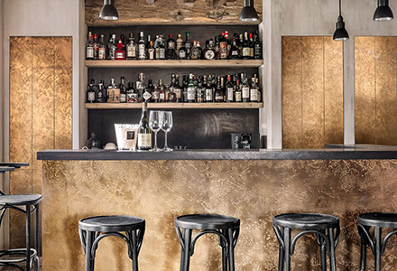 Hoe de bar in een café te bekleden - Idealwork - Pavimenti e ...